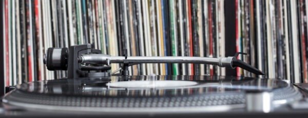 VINILINĖS PLOKŠTELĖS IR MUZIKOS ĮRAŠAI - Vinilo Namai